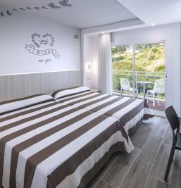 Image gallery of Hotel Oasis Park Splash, Calella de la Costa (Spain)