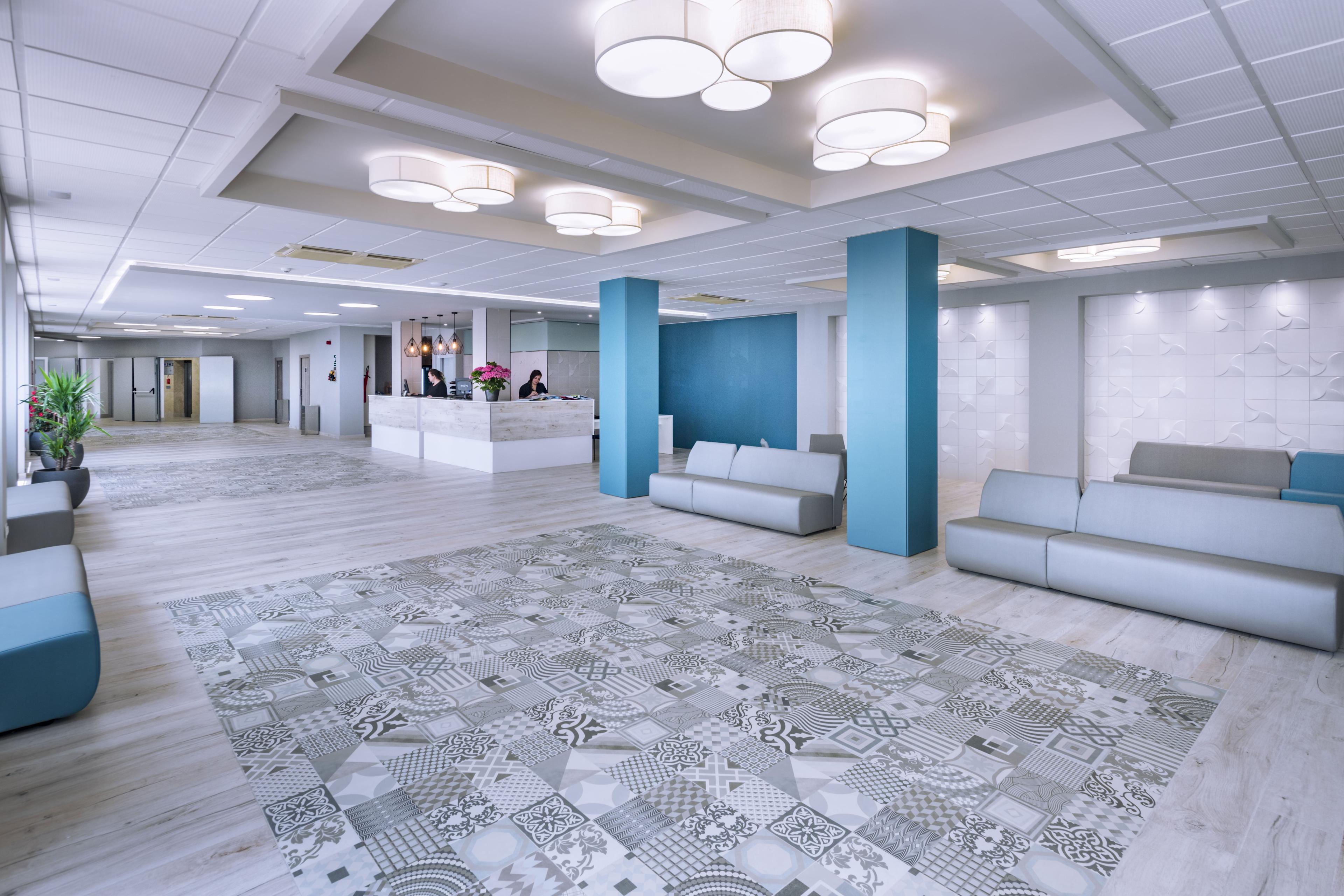 Hotel in Calella de la Costa, Spain | Hotel Oasis Park Splash