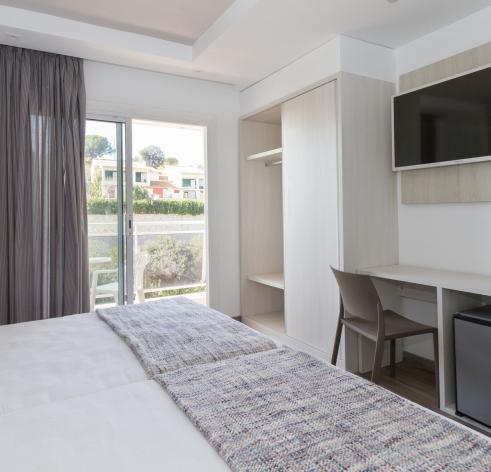 HOTEL OASIS PARK SPLASH | Calella de la Costa, Barcelona