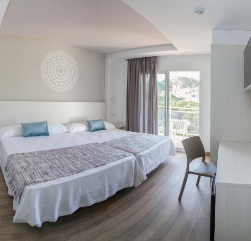 HOTEL OASIS PARK SPLASH | Calella de la Costa, Barcelona